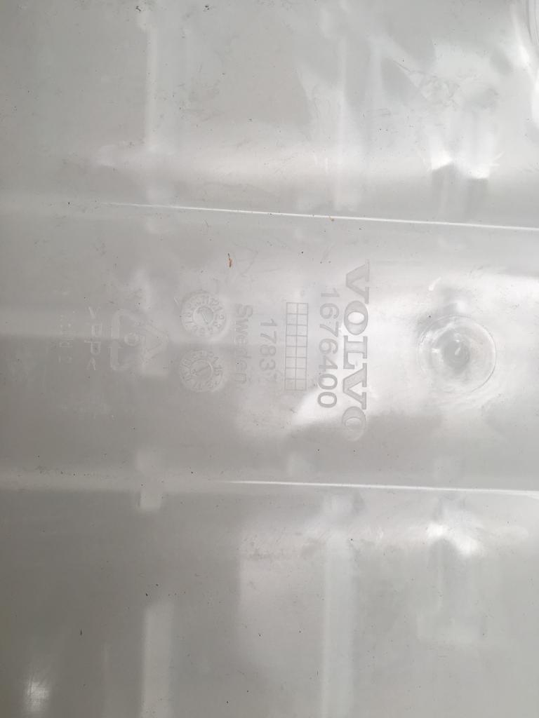 Depósito expansión VOLVO. Referencia 1676400 | Scaortiz, lo primero ...